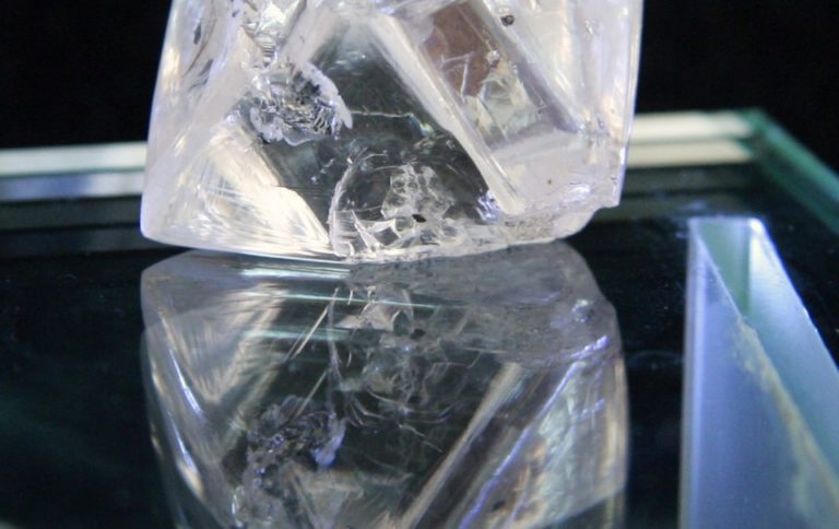 Synthetic Diamonds - Laboratory-Grown - Corlia Roberts | Institute of ...